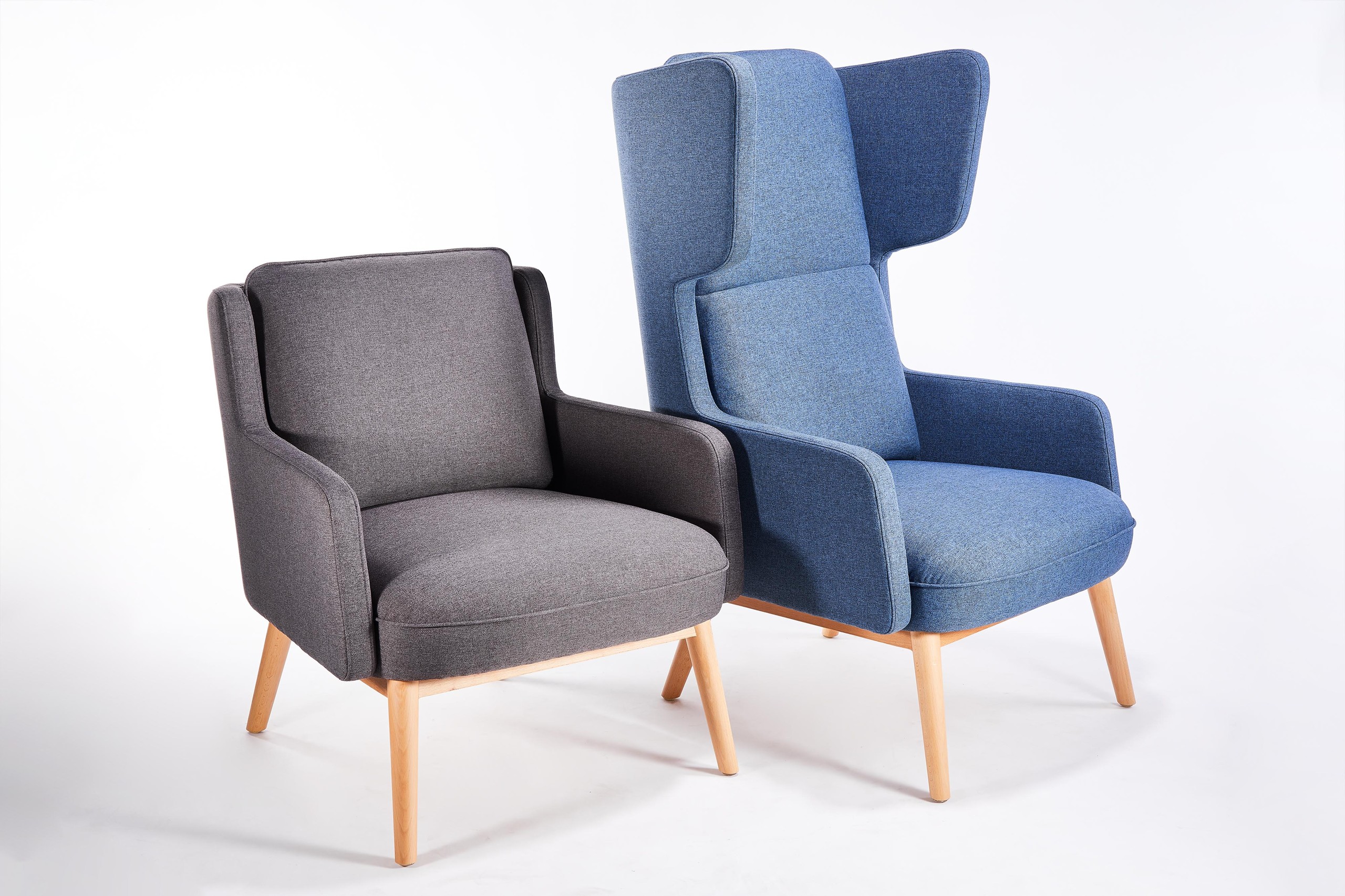 Butterfly Lounge Chair / High back wooden base