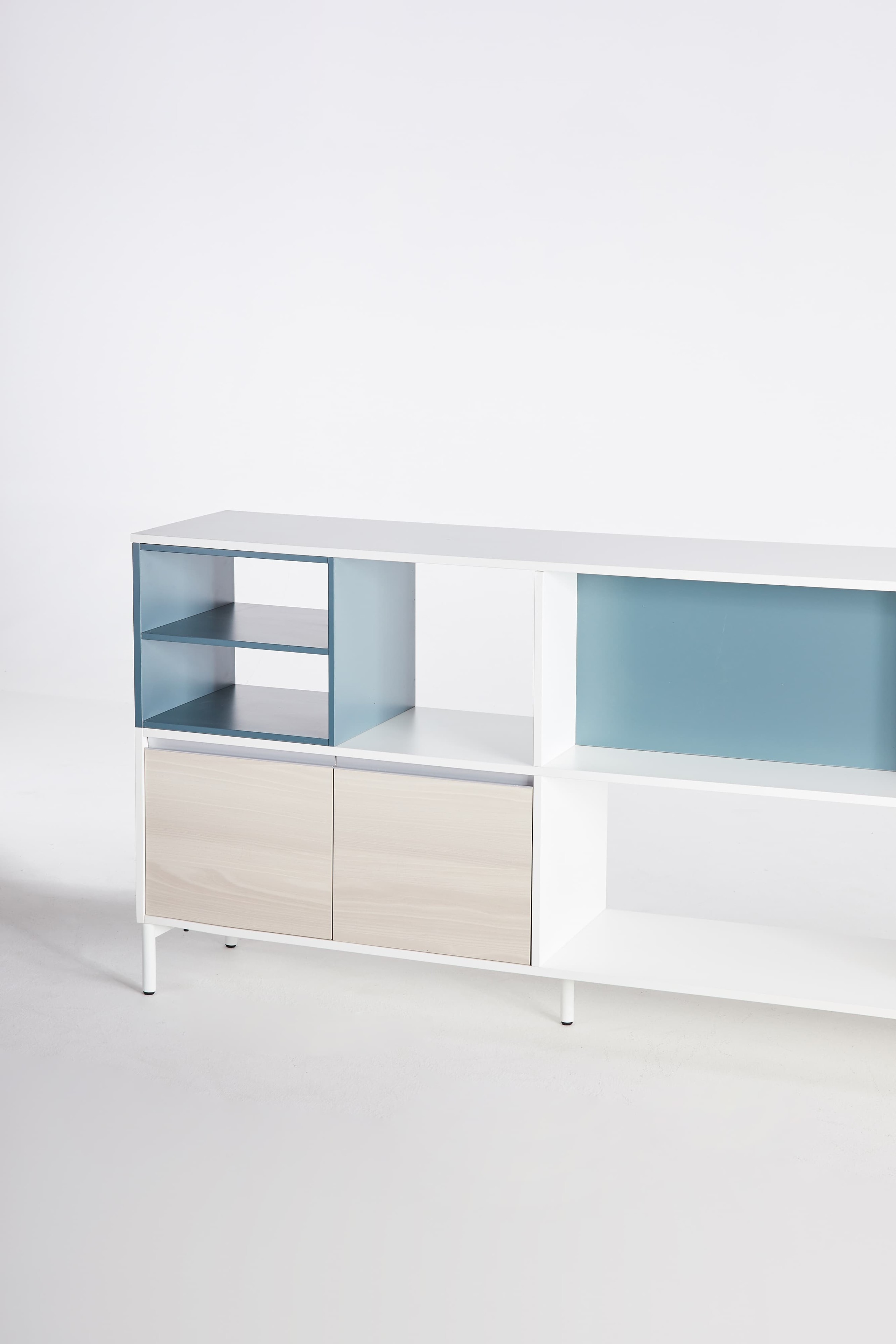 Grid Cabinet