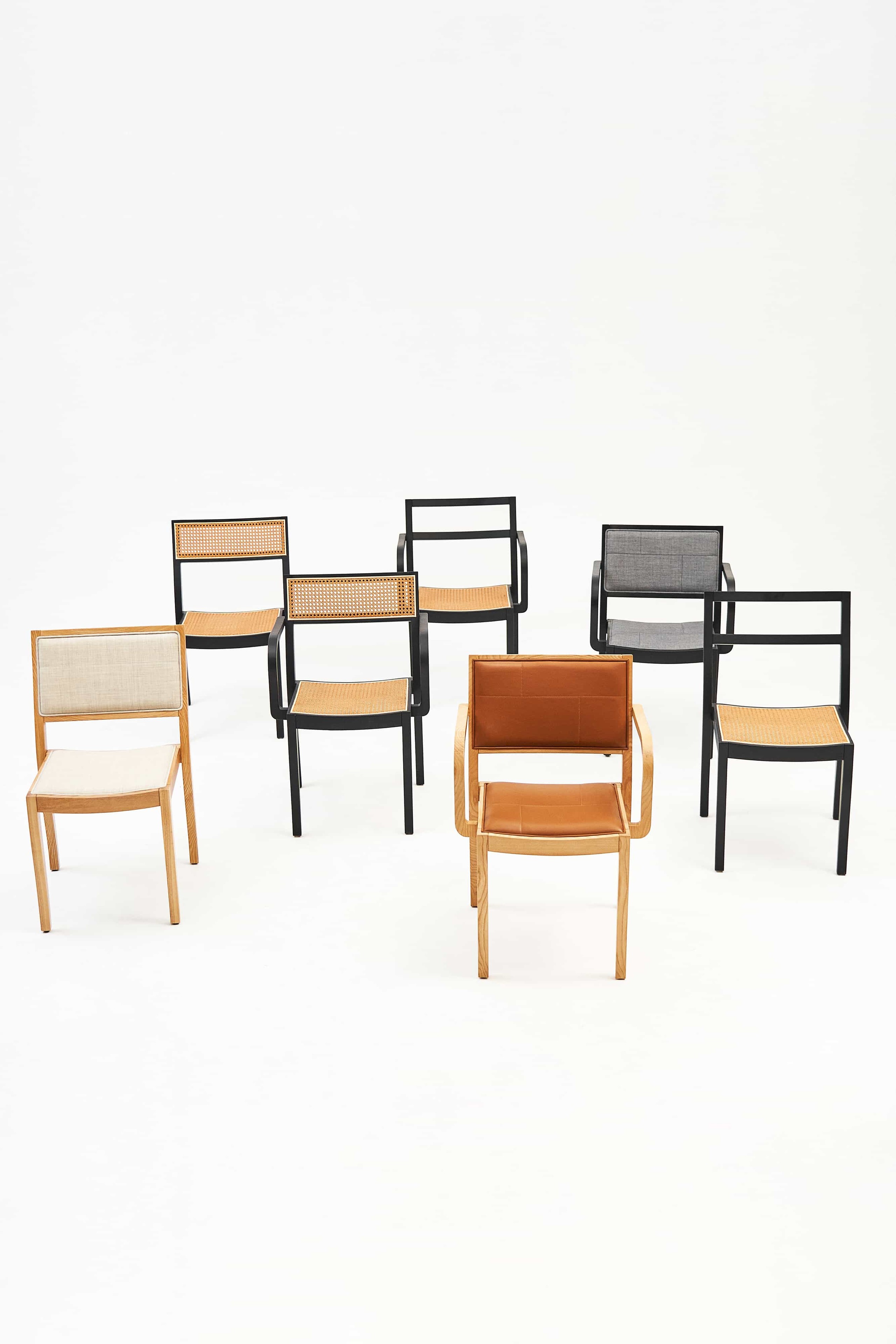 Su Chair - With Armrest