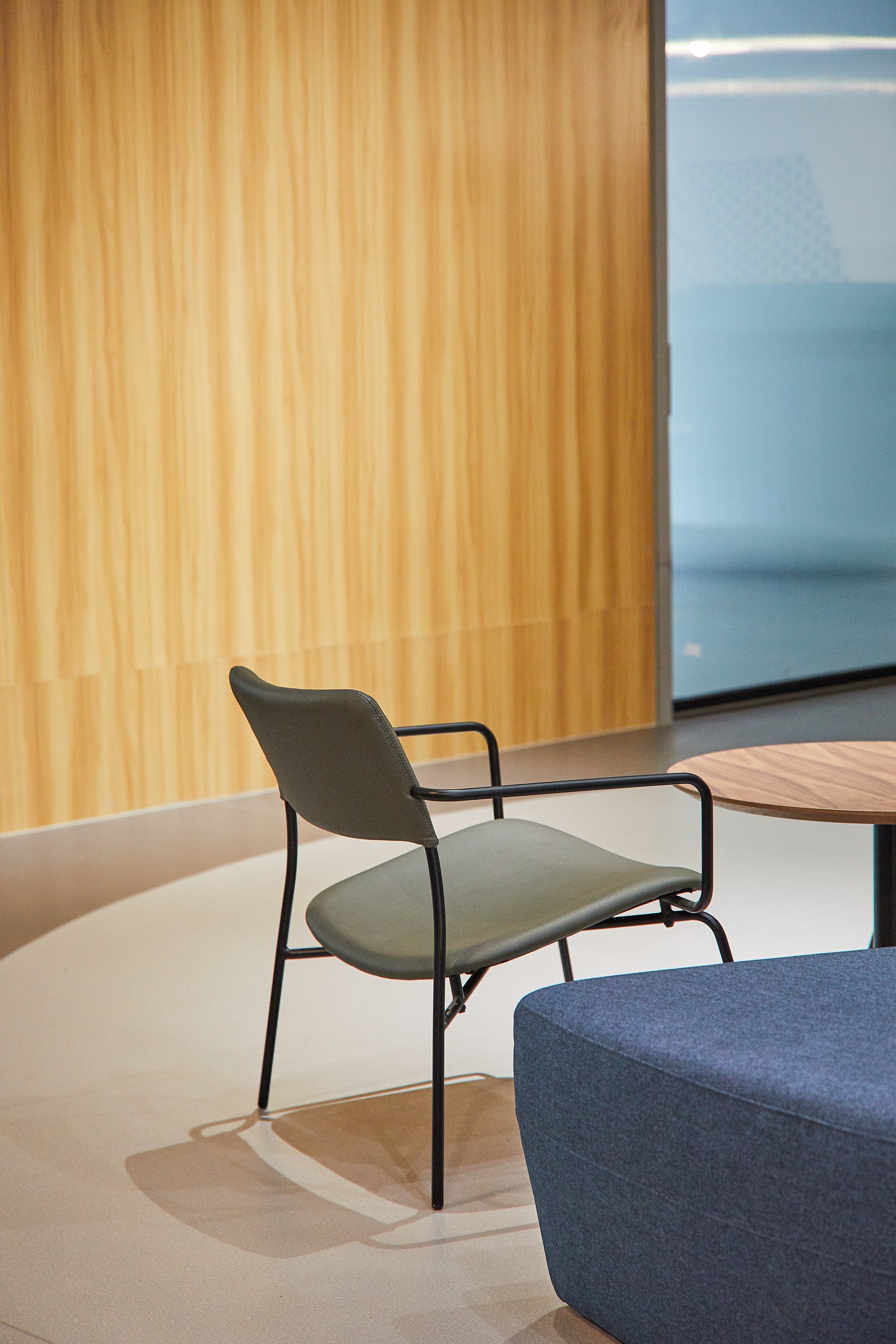 Stilo Lounge Chair